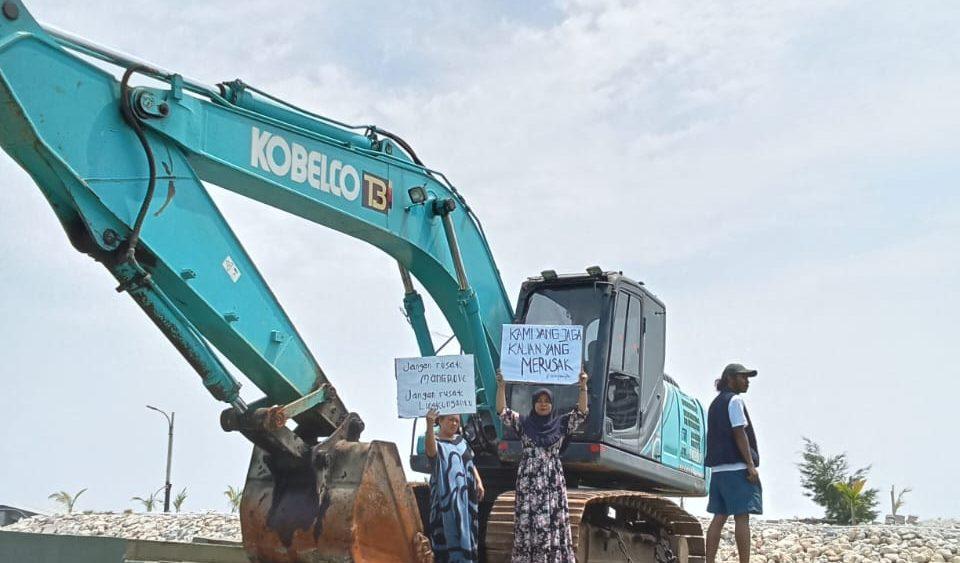 Hentikan Perampasan Ruang Hidup, KKP harus Cabut PKKPRL PT. CPS di ...